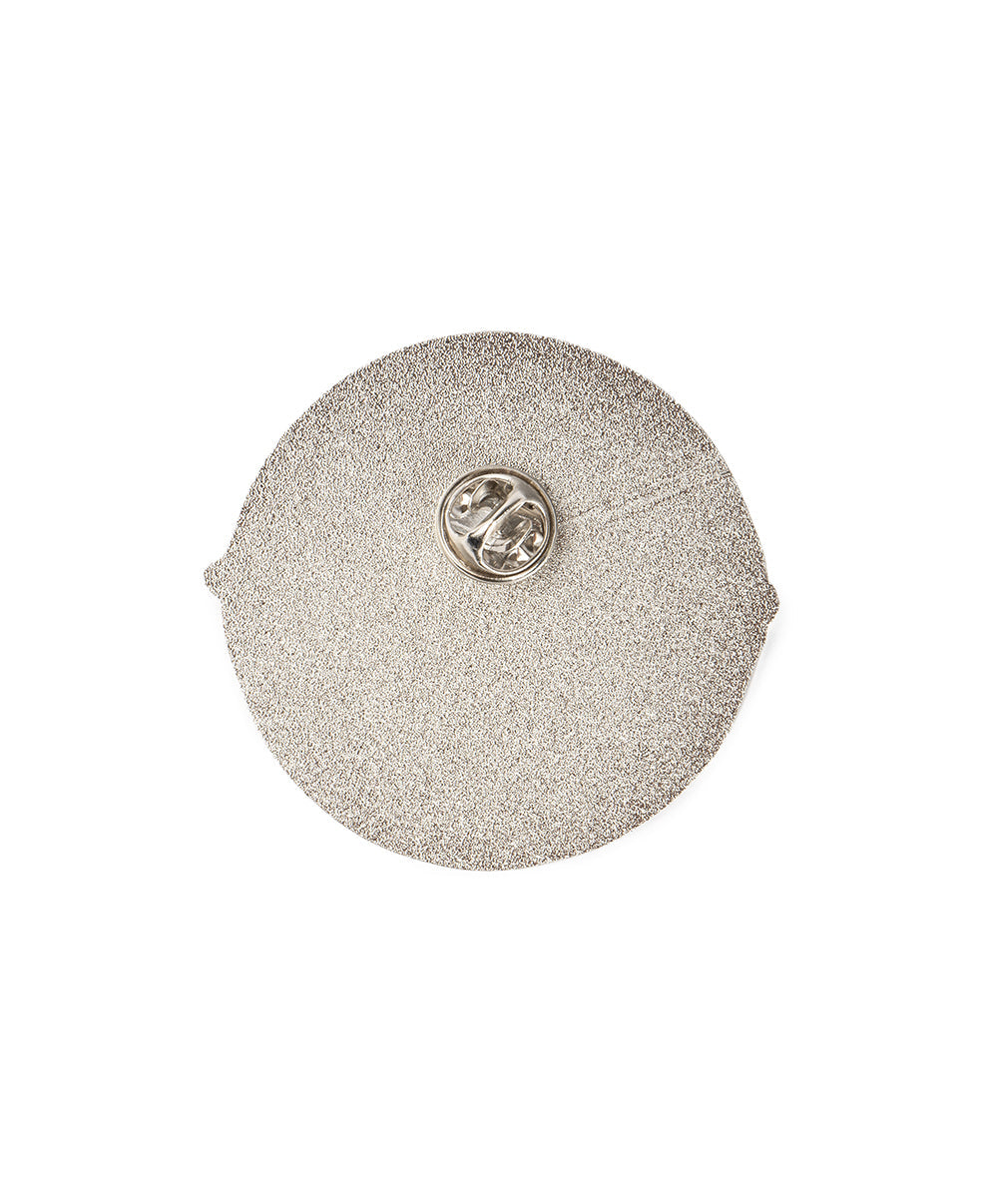 Circle Logo Pin – Leinie Lodge
